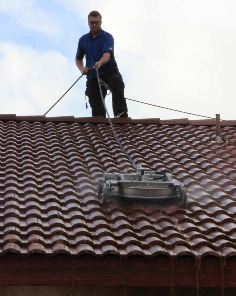 NEW Hydro Twister® Roof Cleaner - Hydro Tek